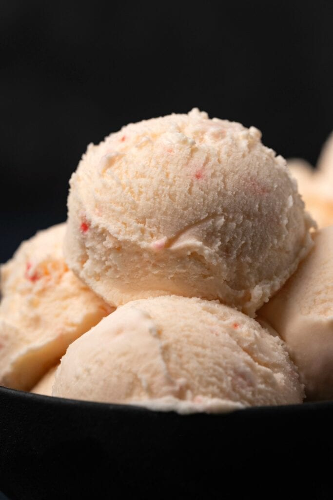 Peppermint Ice Cream - Gimme That Flavor