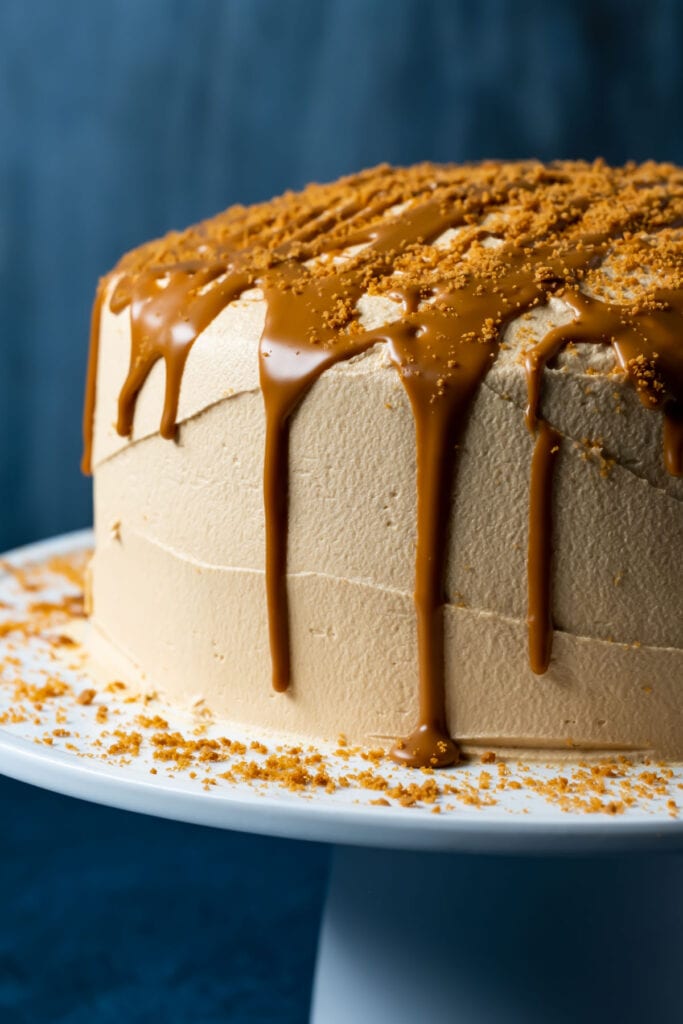 Biscoff Cake - Gimme That Flavor