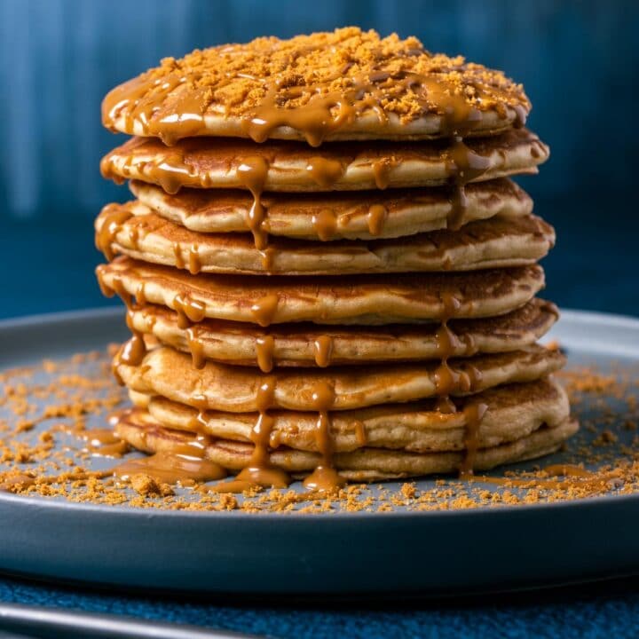 Biscoff Pancakes - Gimme That Flavor