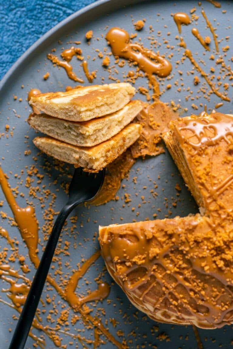 Biscoff Pancakes - Gimme That Flavor