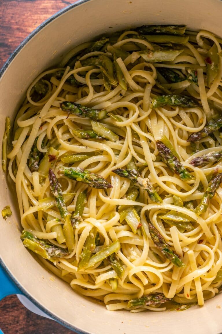 Asparagus Pasta with Lemon and Garlic - Gimme That Flavor