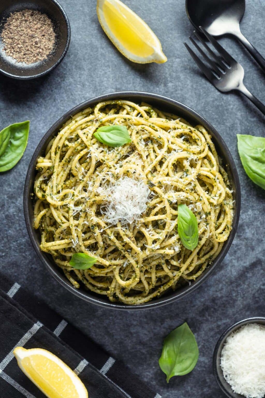 Al Pesto Pasta - Gimme That Flavor