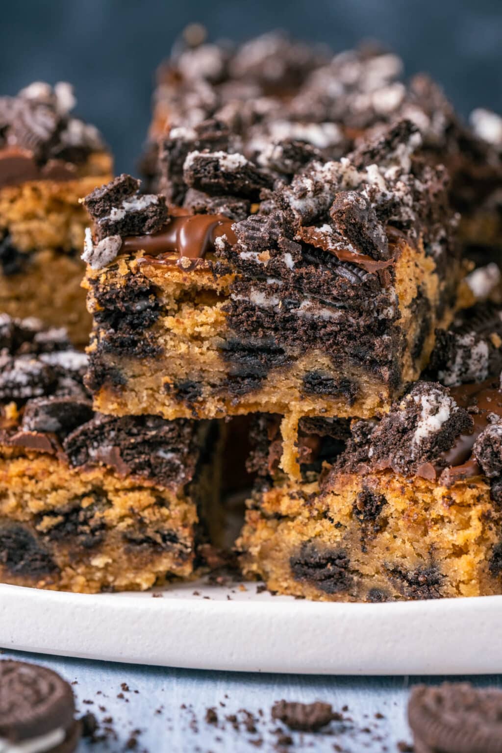 Oreo Blondies - Gimme That Flavor